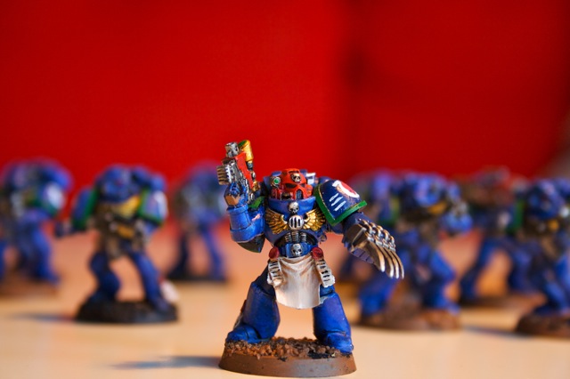 Tactical Squad Sergeant with Lightning Claw - Ultramarines & Successors ...